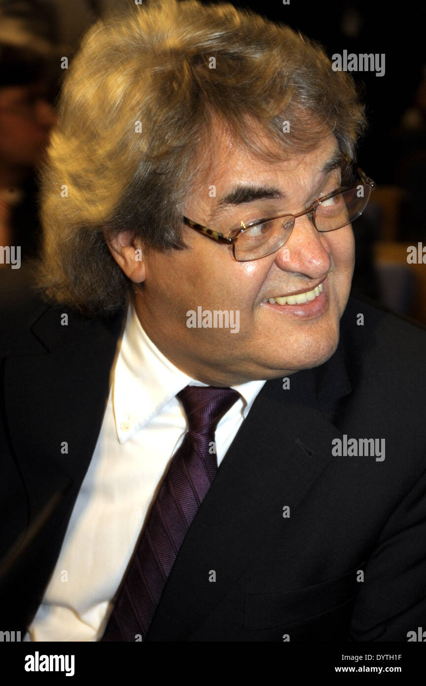 Helmut Markwort High Resolution Stock Photography and Images - Alamy