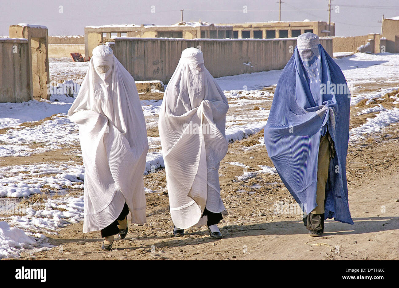 Burqa Afghanistan High Resolution Stock Photography and Images - Alamy