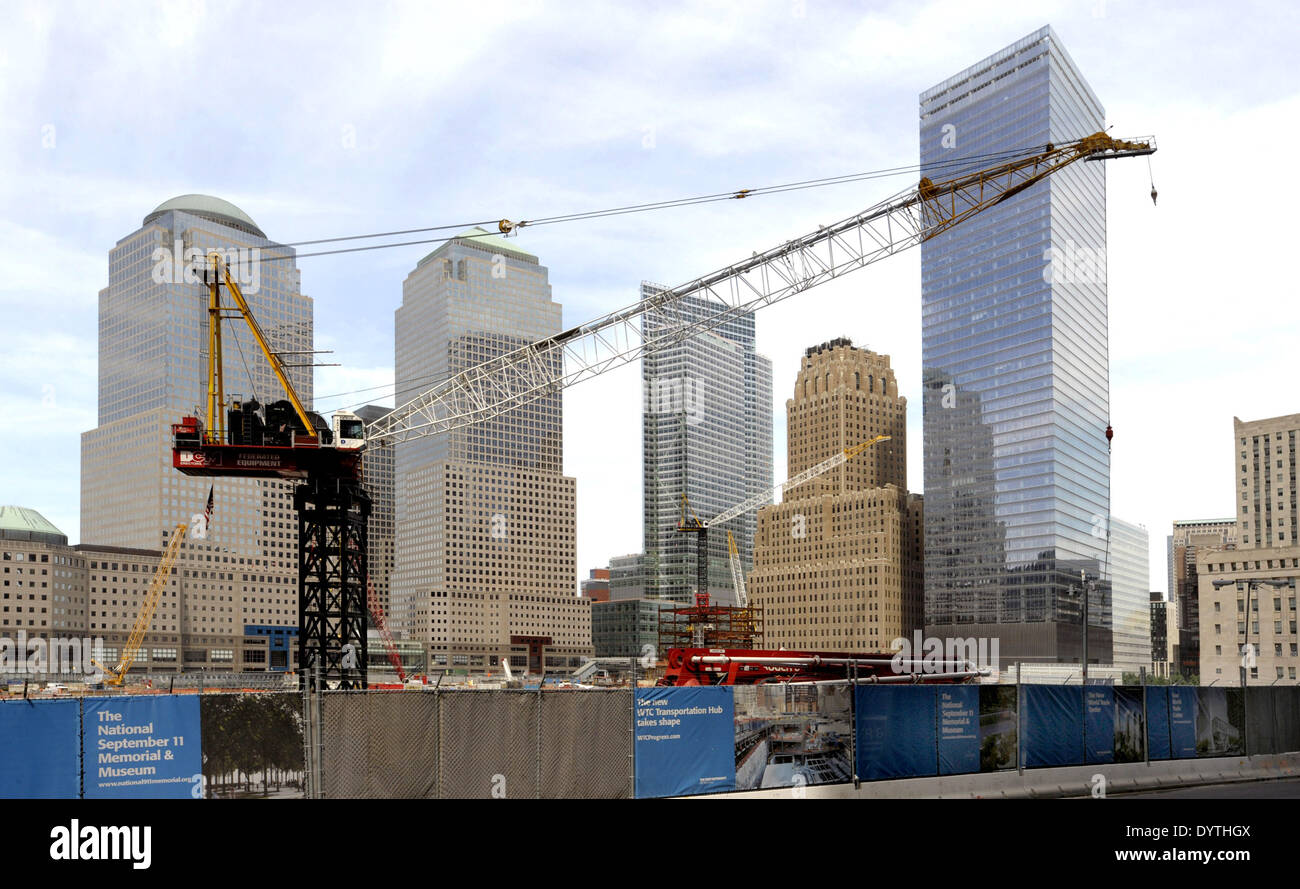 Site of ground zero hi-res stock photography and images - Alamy