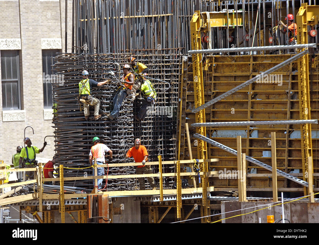Site of ground zero hi-res stock photography and images - Alamy