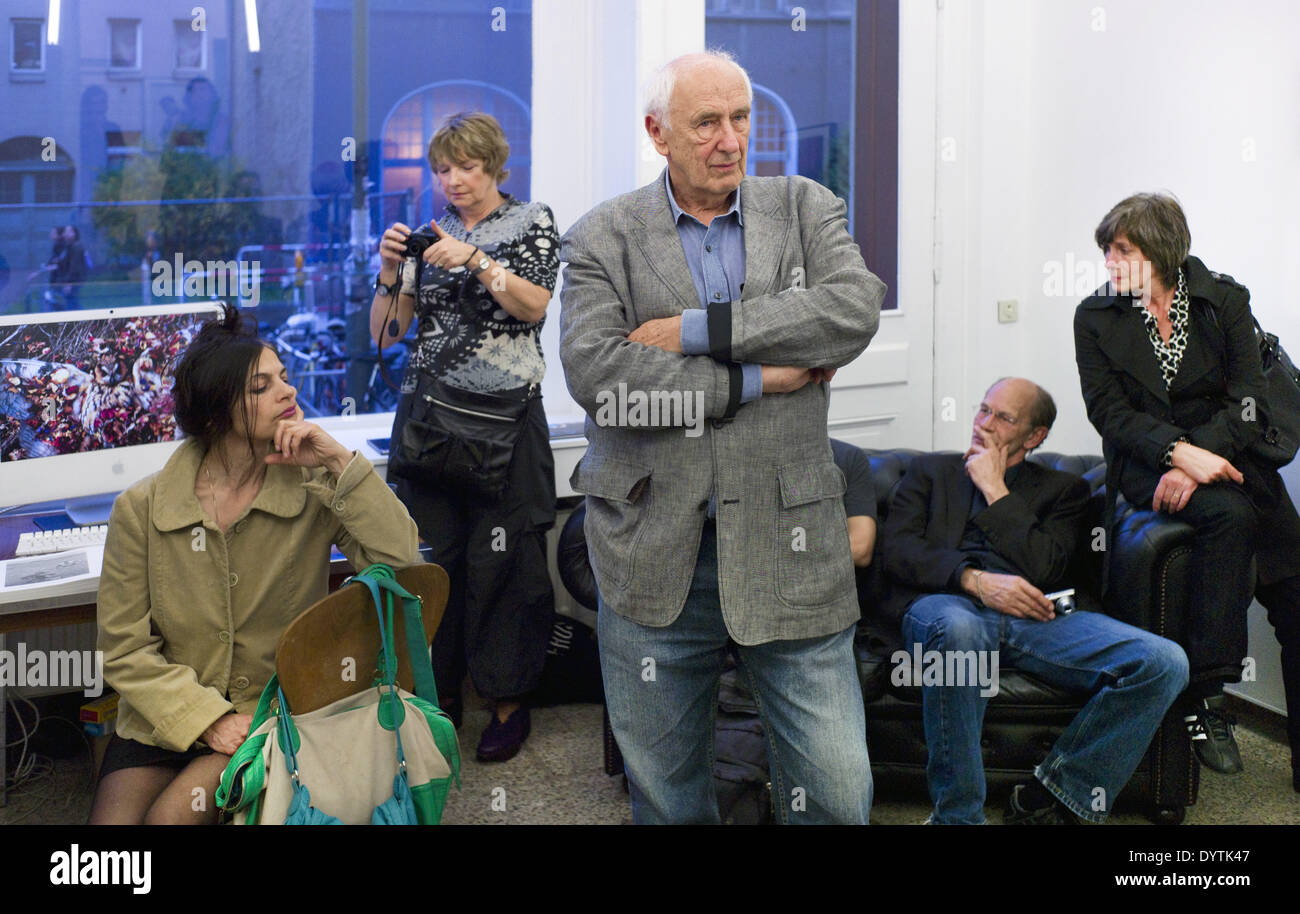 Thomas Hoepker High Resolution Stock Photography and Images - Alamy