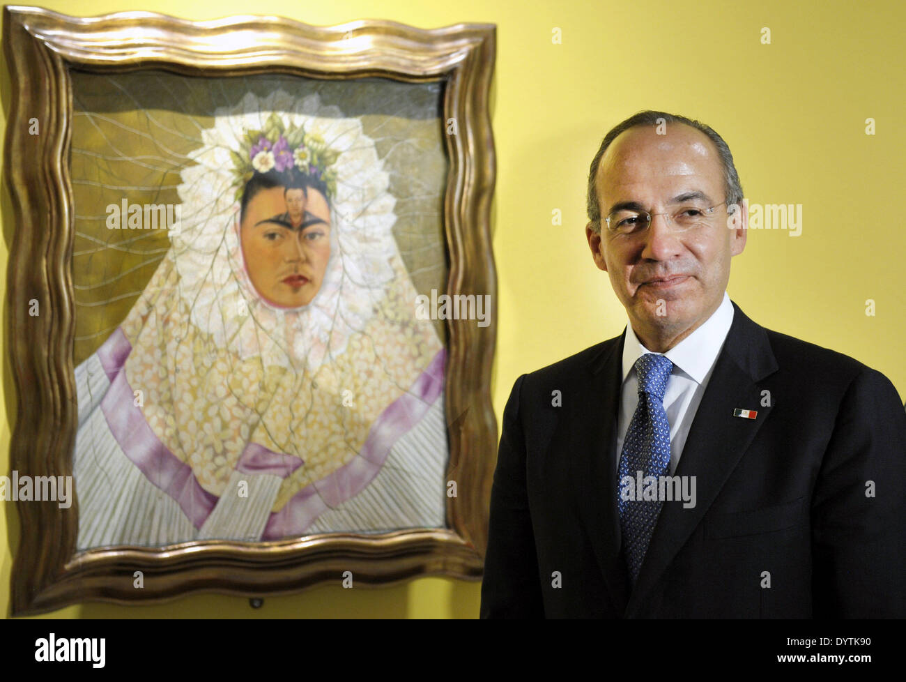 Frida kahlo self portrait as a tehuana hi-res stock photography and ...