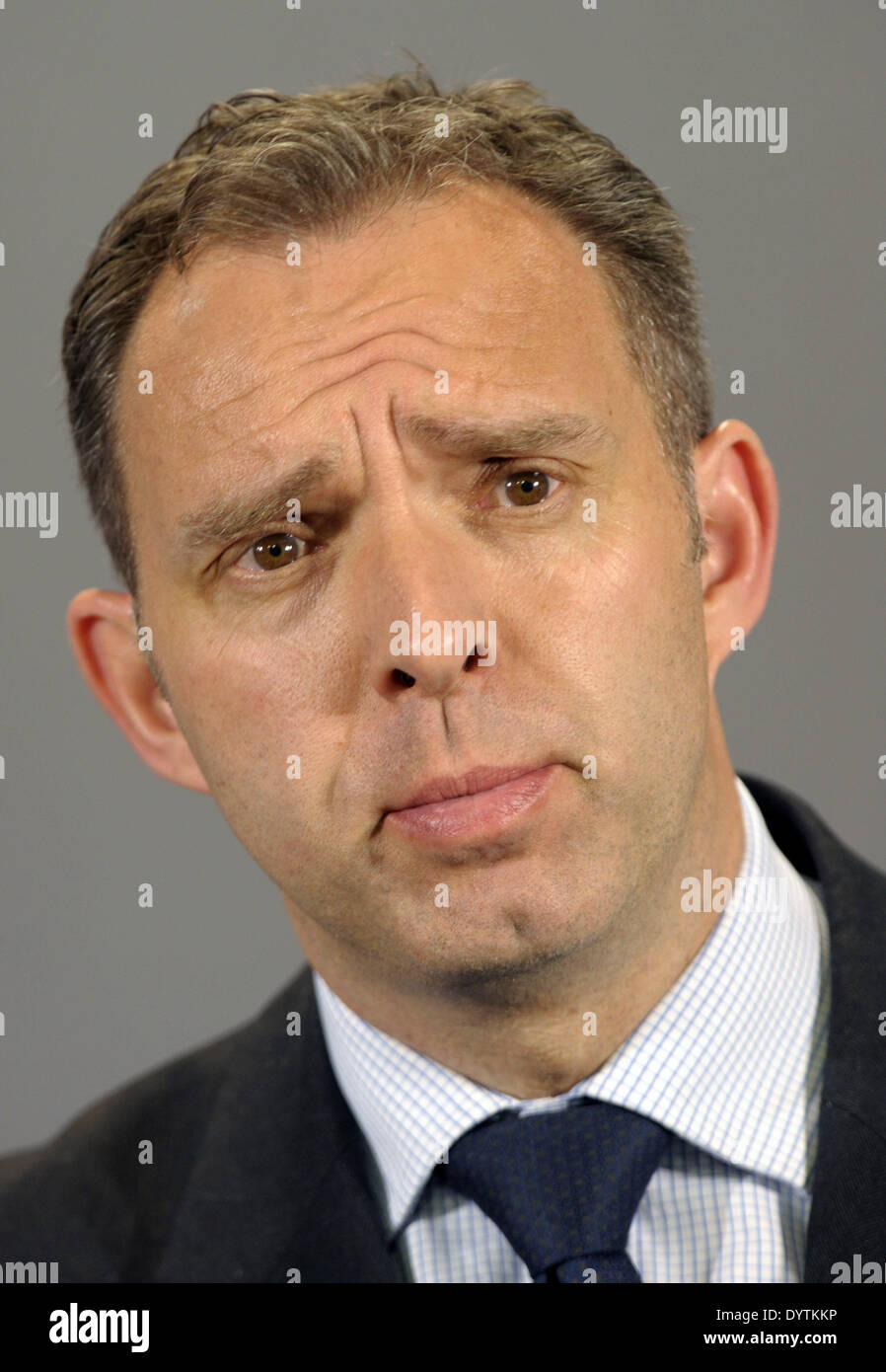 Mark sedwill hi-res stock photography and images - Alamy