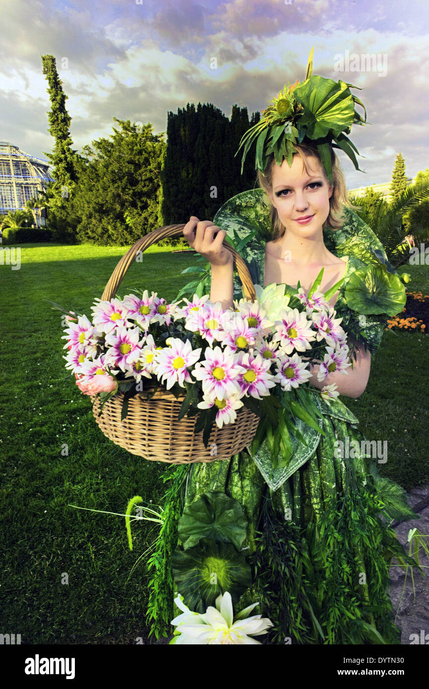 In The Night Garden Costume High Resolution Stock Photography and ...