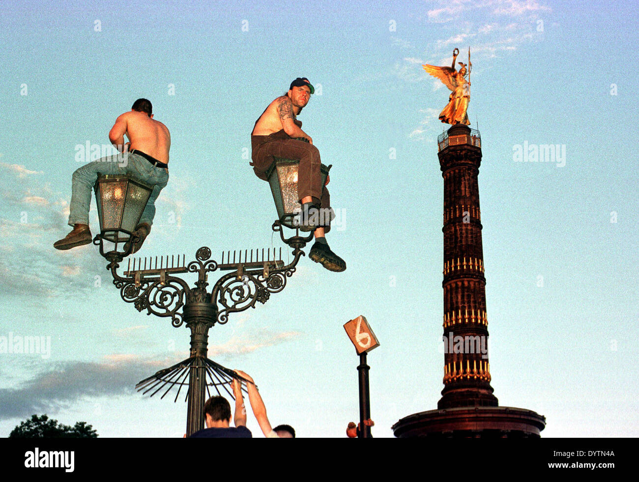 Love Parade Berlin 1999 High Resolution Stock Photography and Images ...