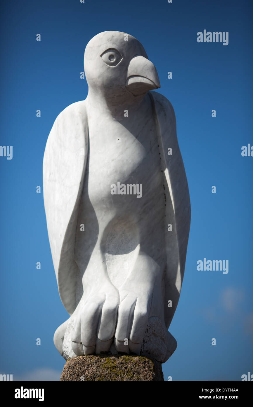 The bird sculpture on The Stone Pier at Morecambe Stock Photo - Alamy