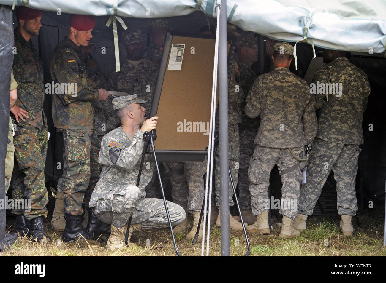 Defence engineer hi-res stock photography and images - Alamy