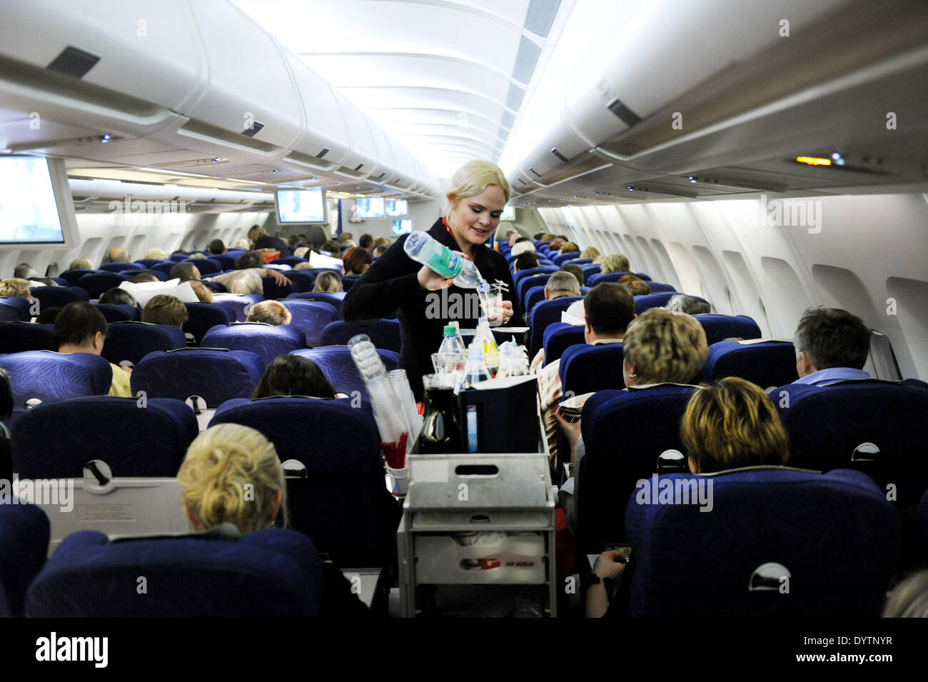 Flight attendance hi-res stock photography and images - Alamy