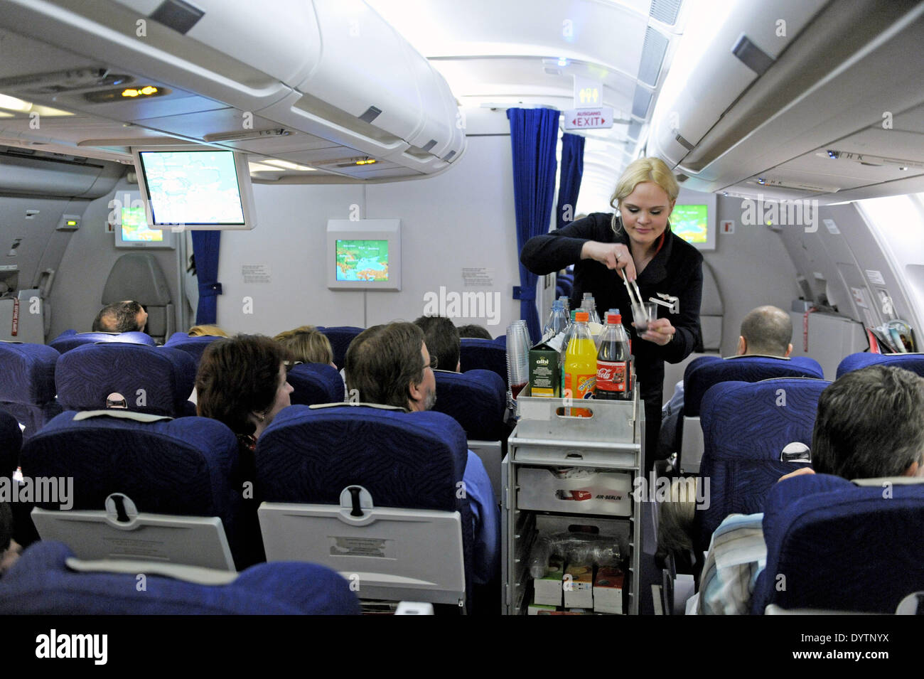 Flight attendance hi-res stock photography and images - Alamy