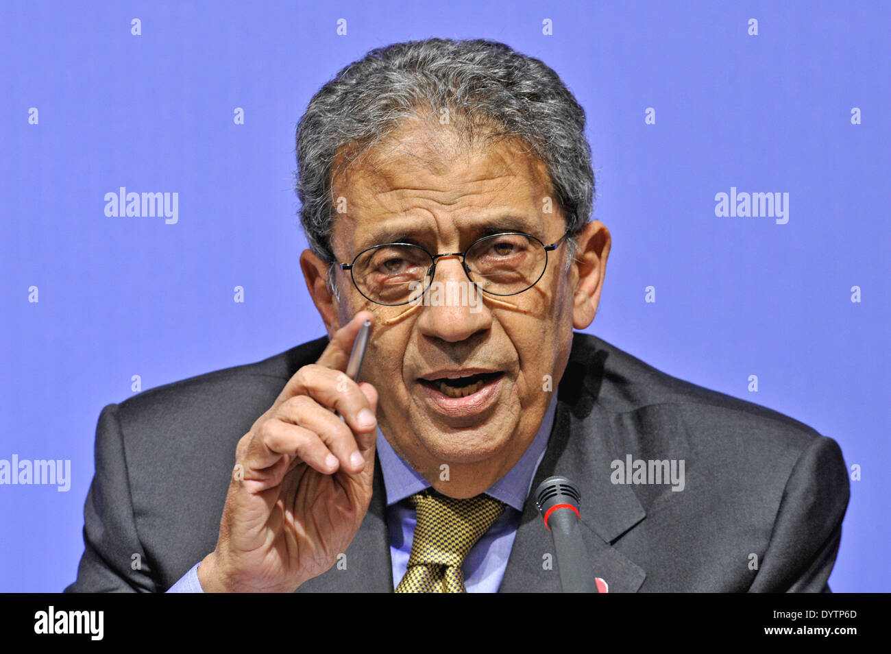 24 june 2000 hi-res stock photography and images - Alamy