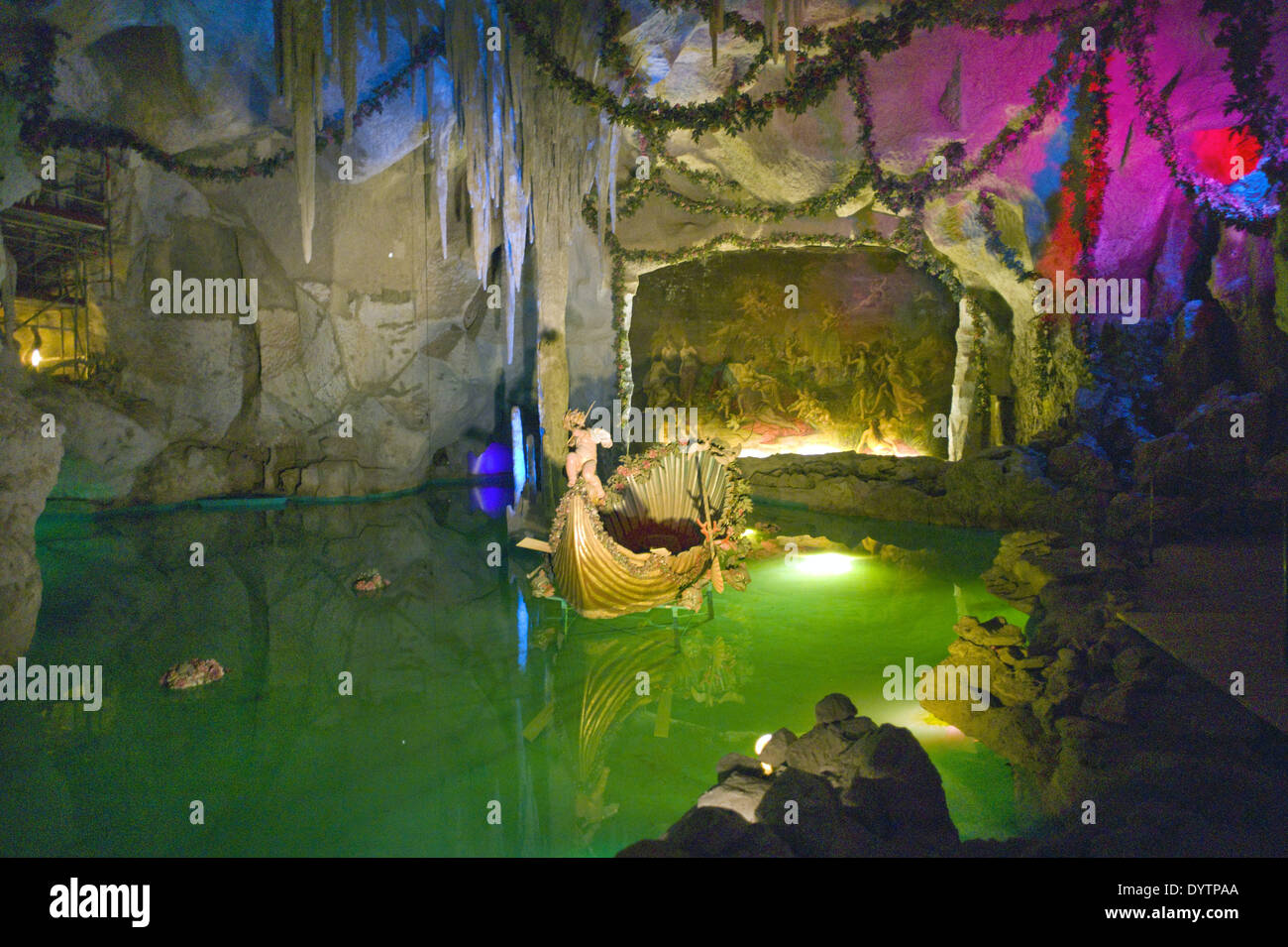 Linderhof grotto hi-res stock photography and images - Alamy