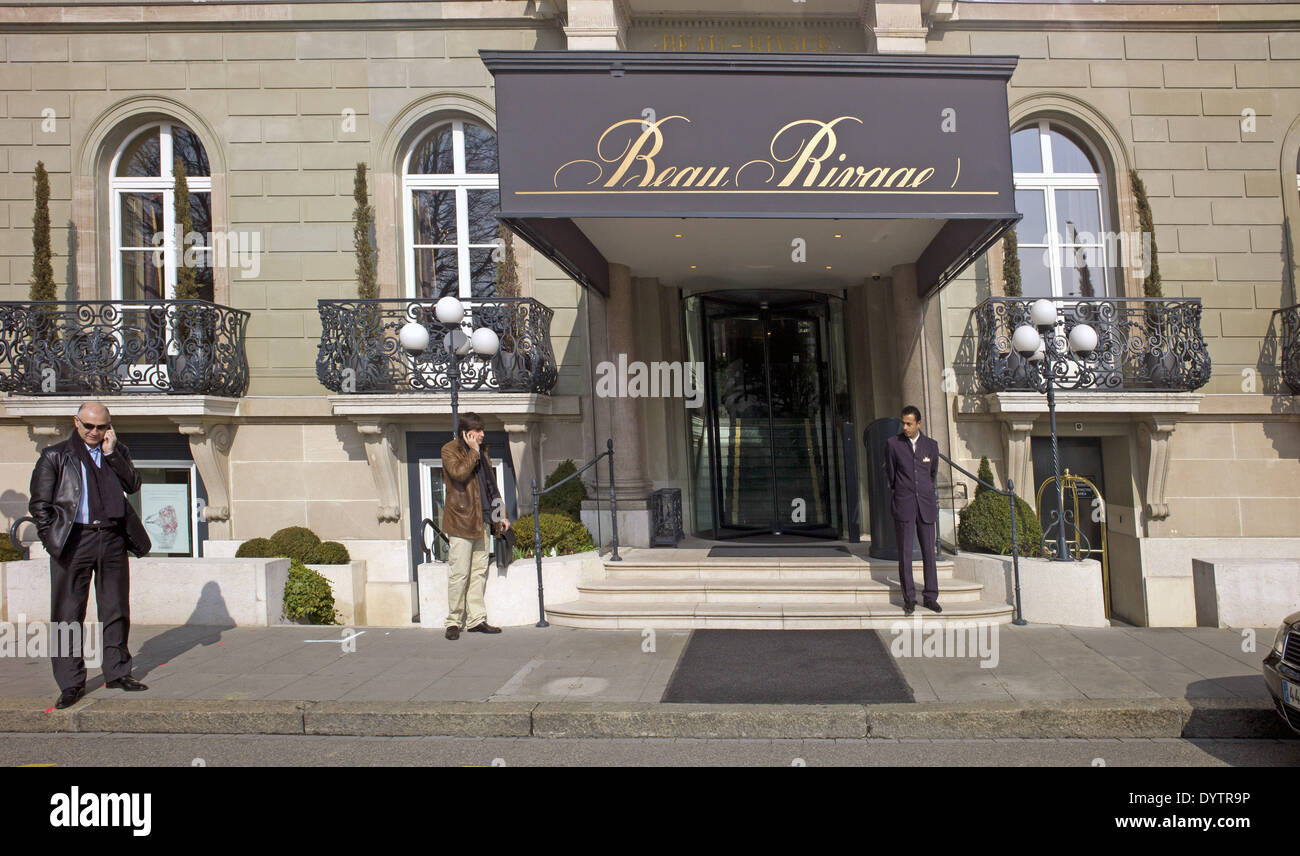 Beau hi-res stock photography and images - Alamy