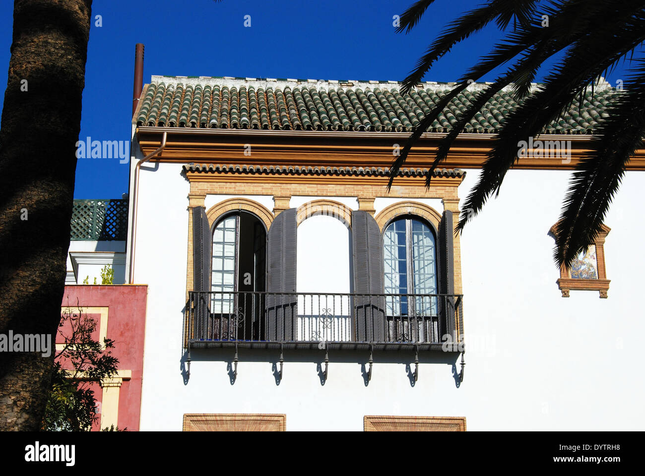Spanish window wrought iron balcony hi-res stock photography and images ...