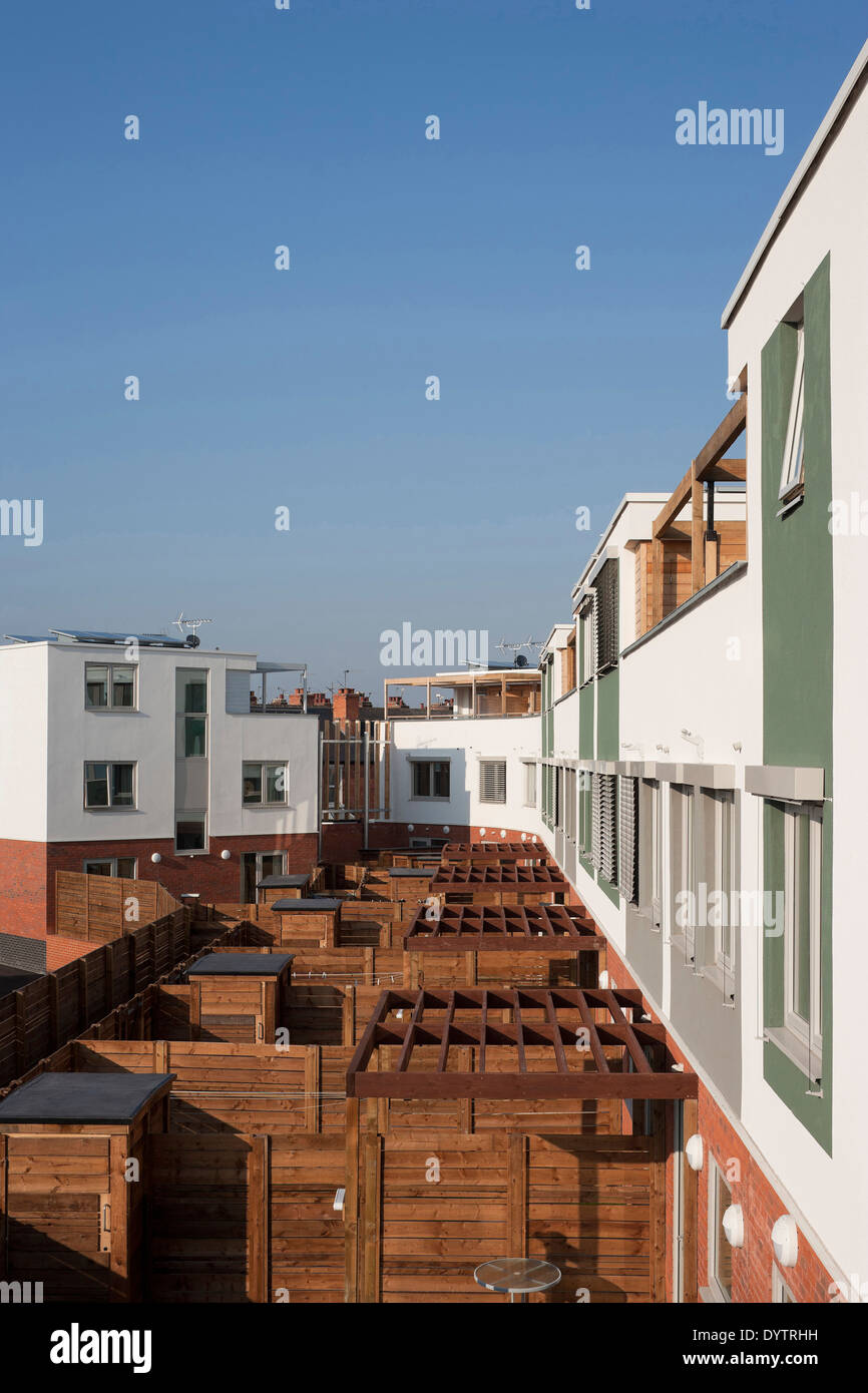 Rear exteriors hi-res stock photography and images - Alamy