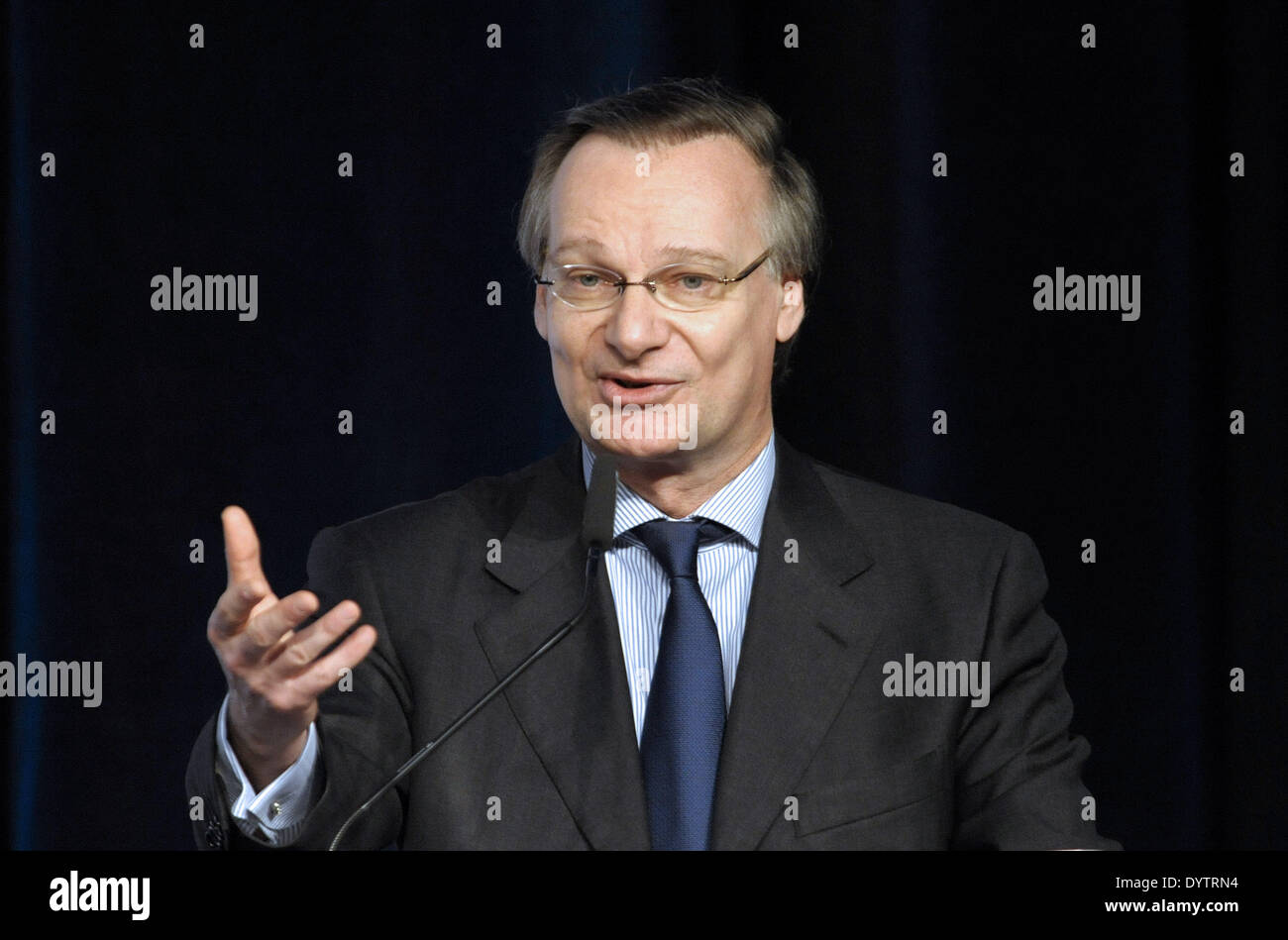 Executive chairman of accenture hi-res stock photography and images - Alamy