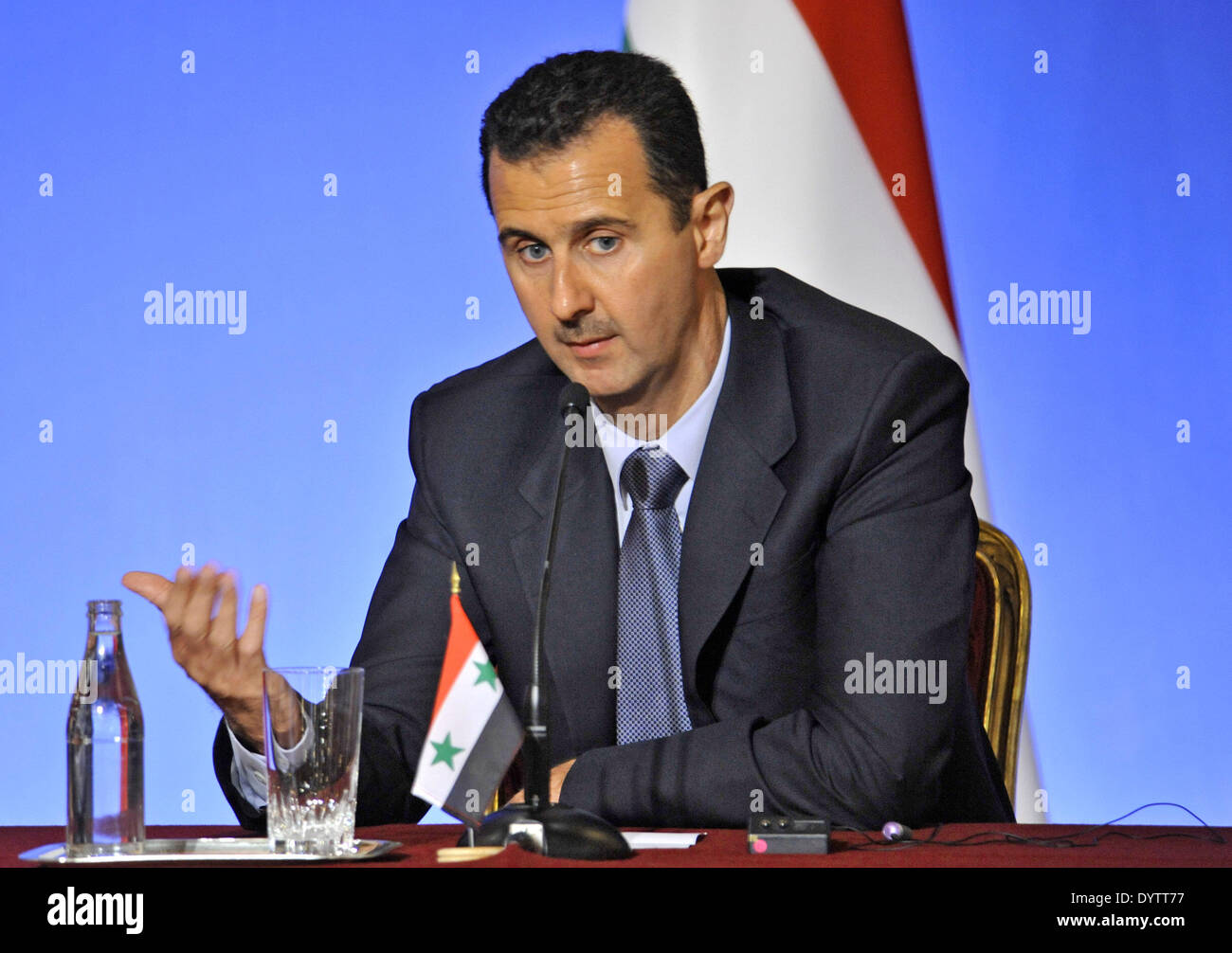 Bashar al assad portrait hi-res stock photography and images - Alamy