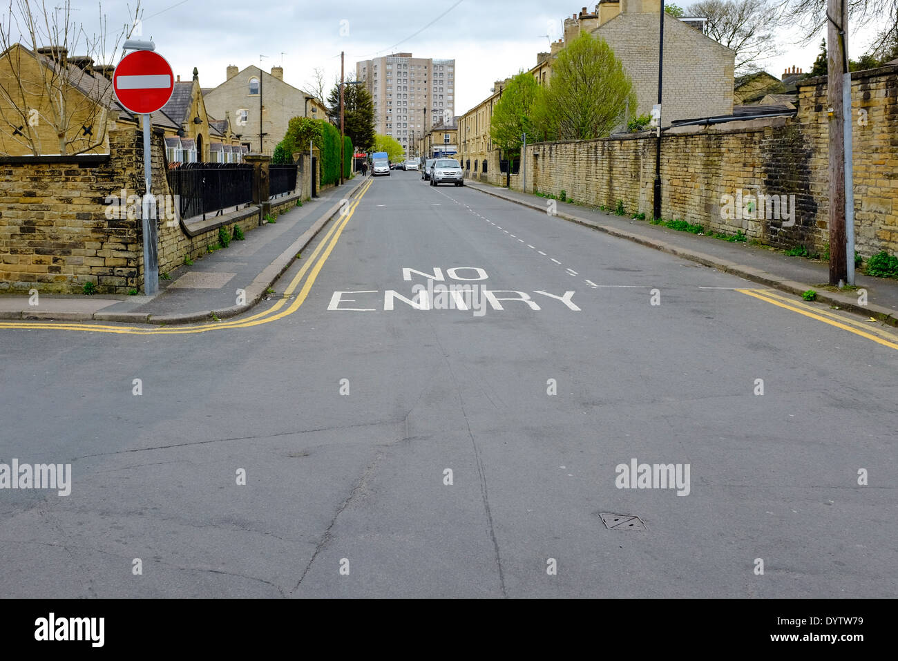Road signs no entry hi-res stock photography and images - Alamy