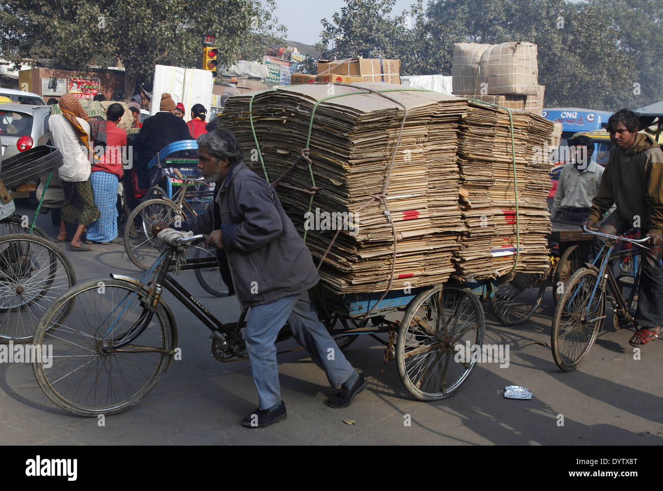Consumer traffic hi-res stock photography and images - Alamy