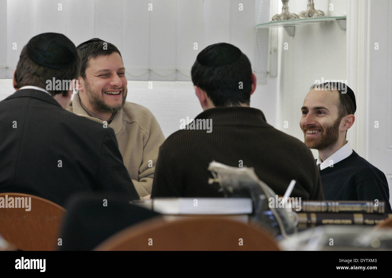 Talmud torah school hi-res stock photography and images - Alamy