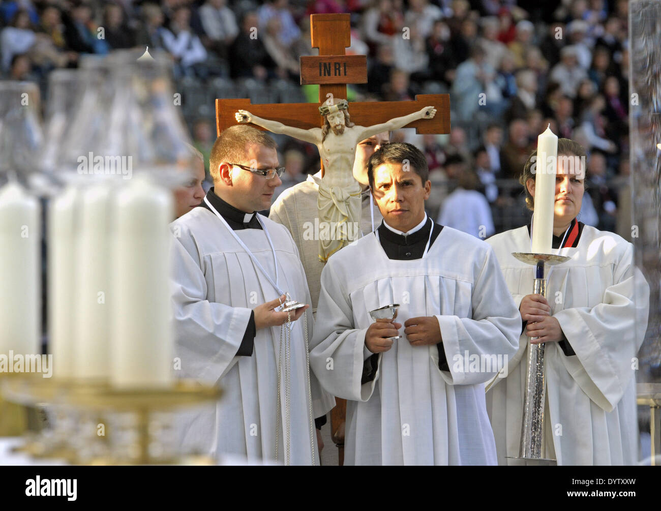 The holy mass hi-res stock photography and images - Alamy