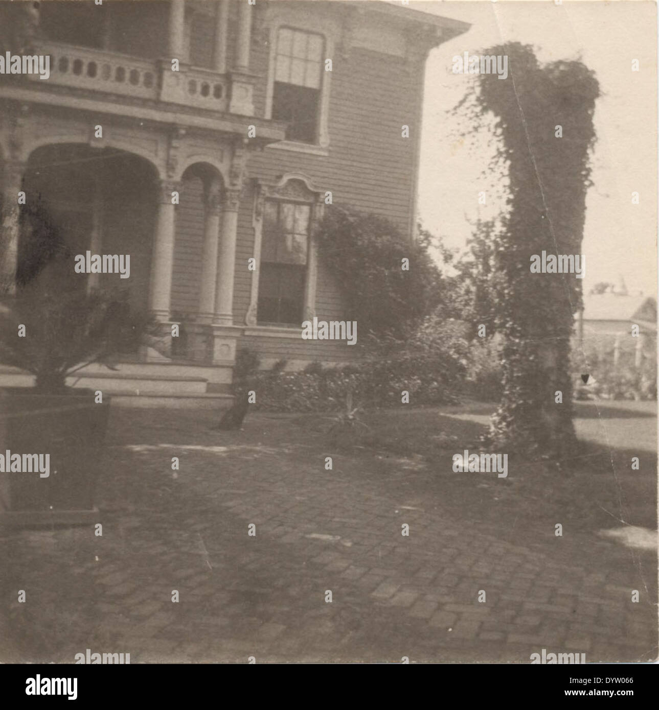 The Samuel Bell Maxey Collection consists of documents and artifacts ...