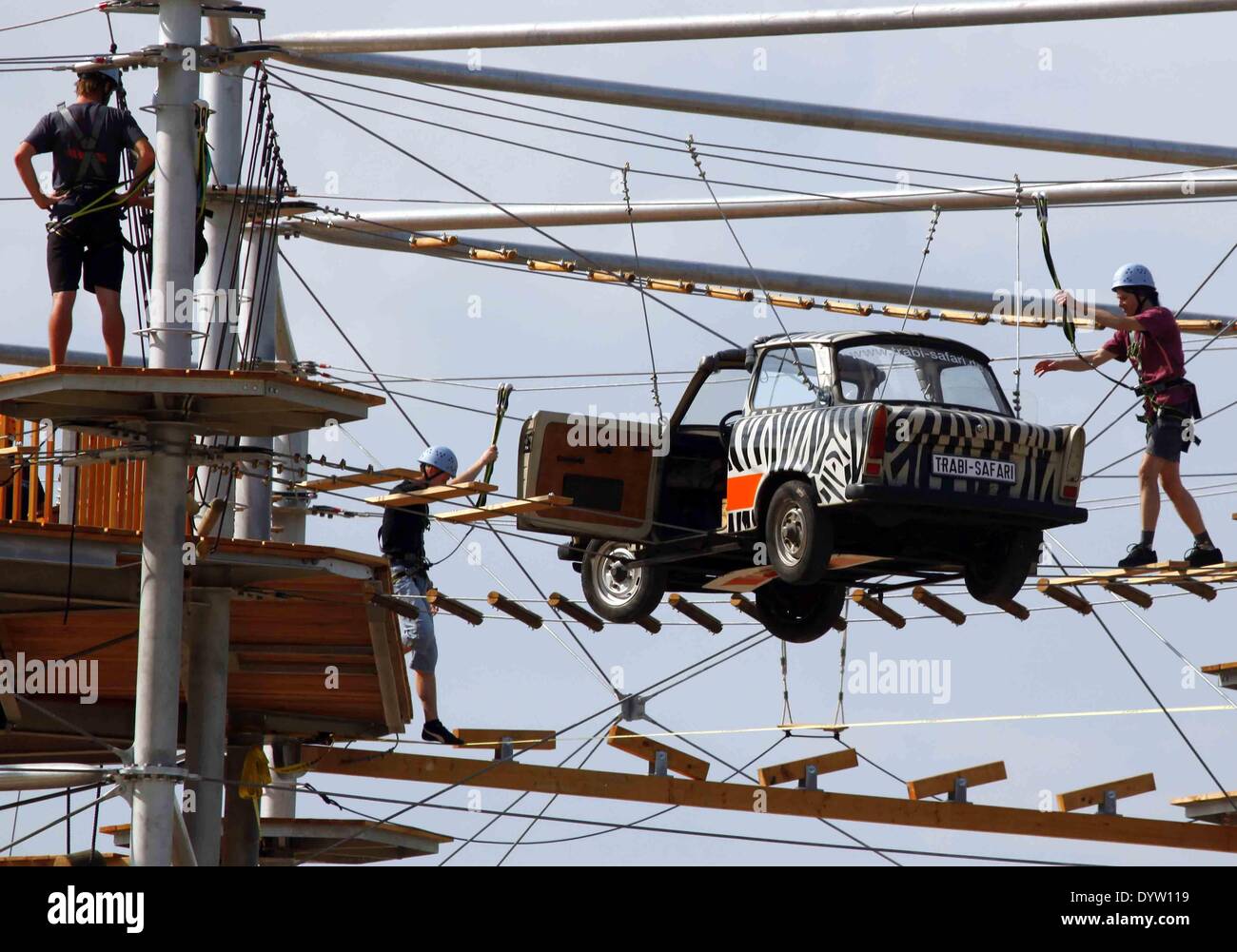 High trapeze hi-res stock photography and images - Alamy