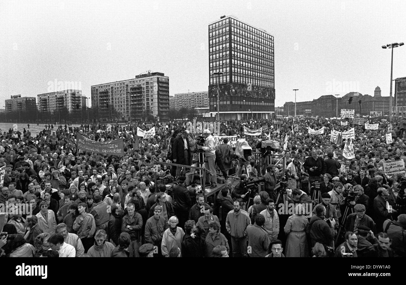 History gdr hi-res stock photography and images - Alamy