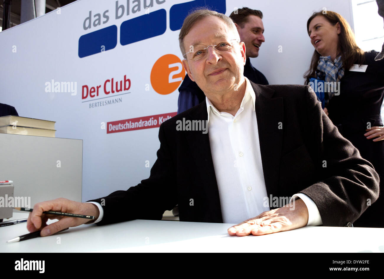 Peter reading hi-res stock photography and images - Alamy