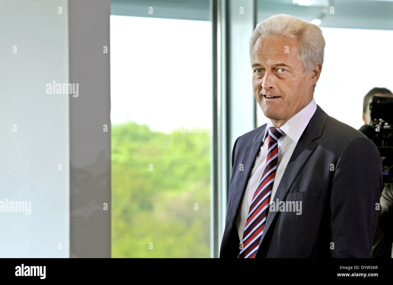 Federal transport ministers hi-res stock photography and images - Alamy