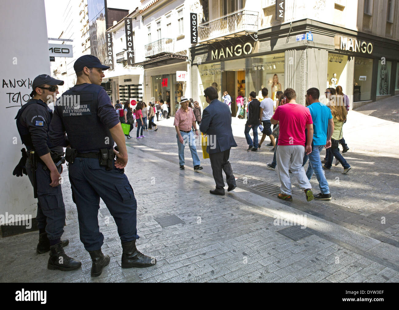 Greek police hi-res stock photography and images - Alamy