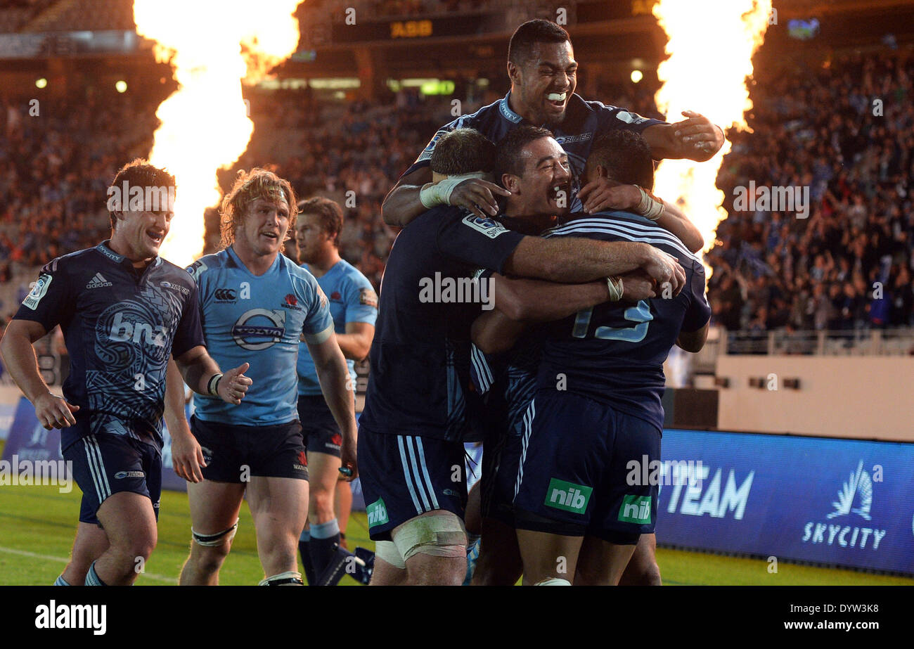 Anzac day celebrate hi-res stock photography and images - Alamy