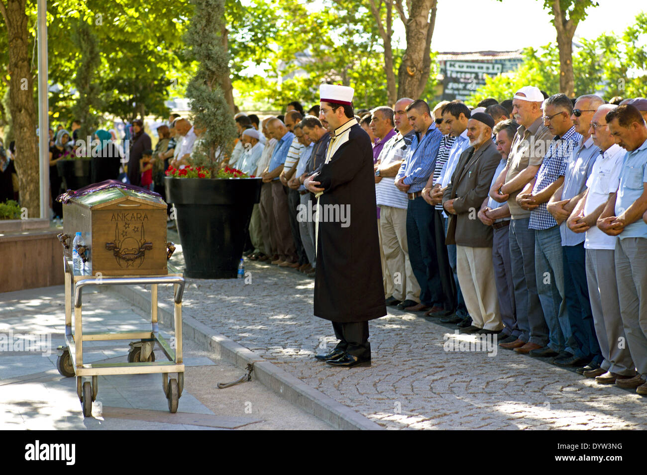 Islam Funeral High Resolution Stock Photography and Images - Alamy
