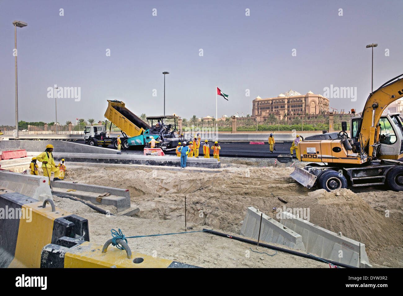 Construction Site Of The Etihad Towers In Abu Dhabi High Resolution ...