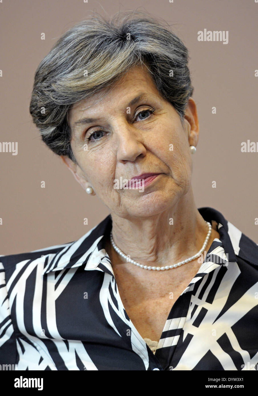 Bussi hi-res stock photography and images - Alamy