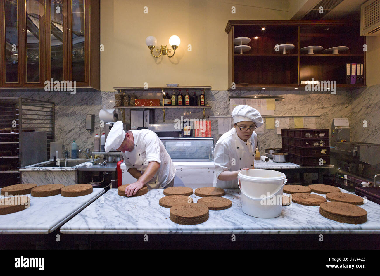 Demel cake shop vienna austria hi-res stock photography and images - Alamy