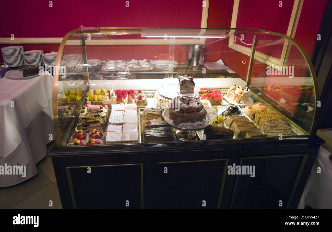 Cafe demel interior vienna austria hi-res stock photography and images ...