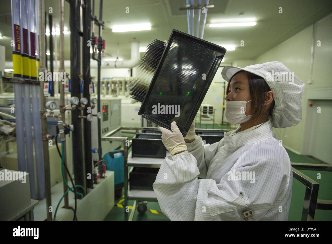 Wafer production line hi-res stock photography and images - Alamy
