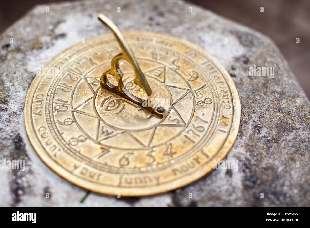 Sundial gnomon clock hi-res stock photography and images - Alamy