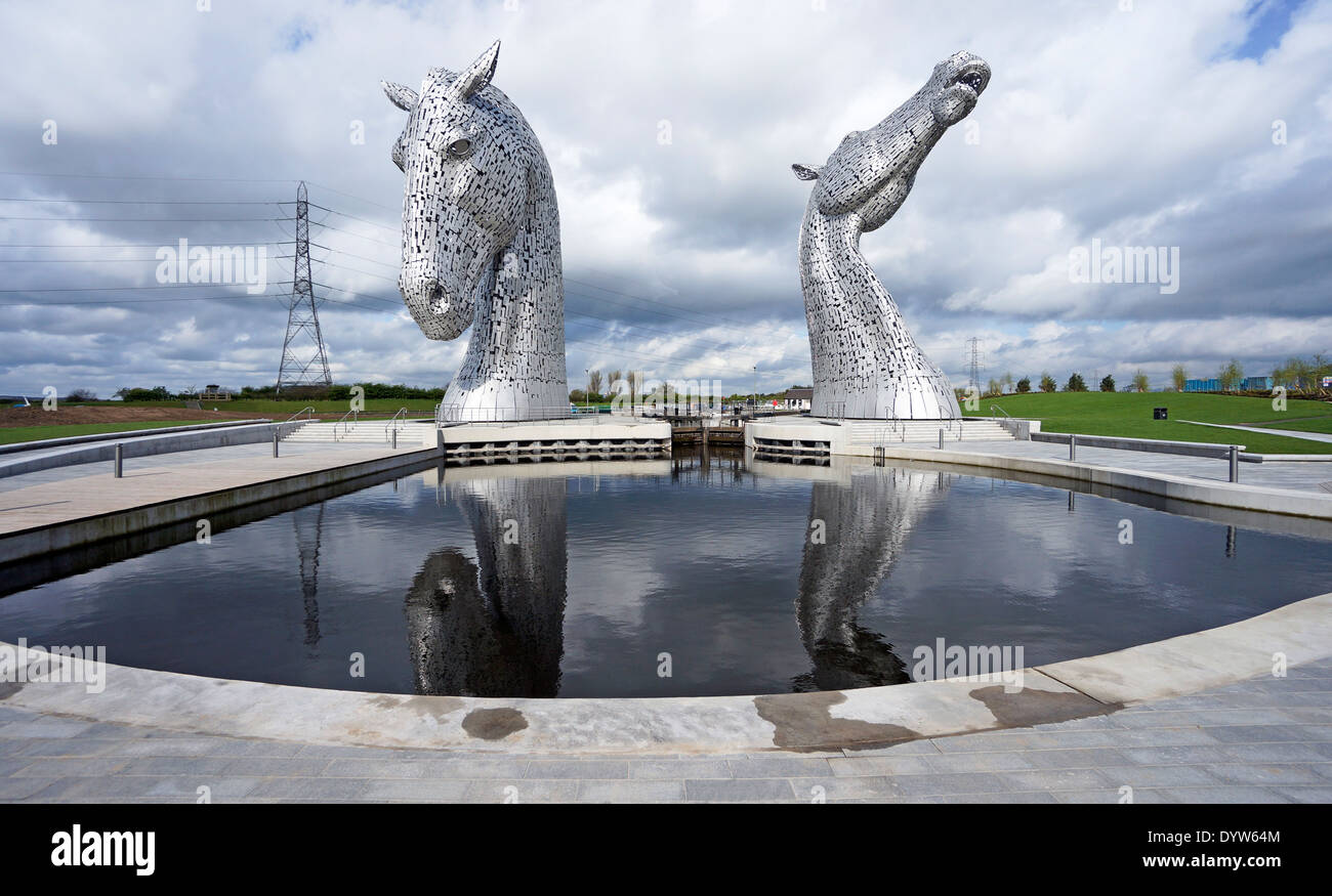 The Kelpies at The Helix on the Forth & Clyde canal by the River Carron ...
