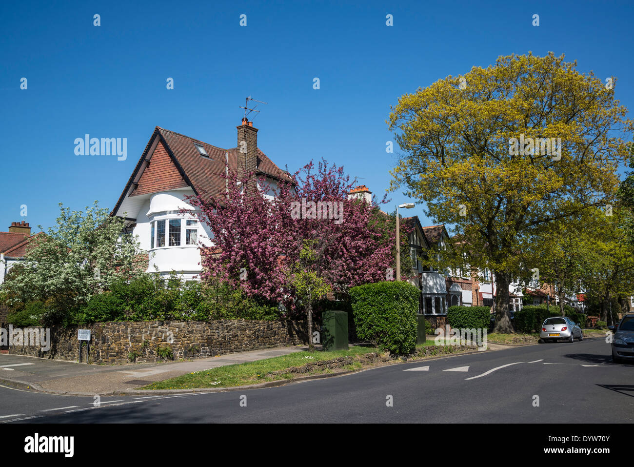 Suburban England Stock Photos & Suburban England Stock Images - Alamy