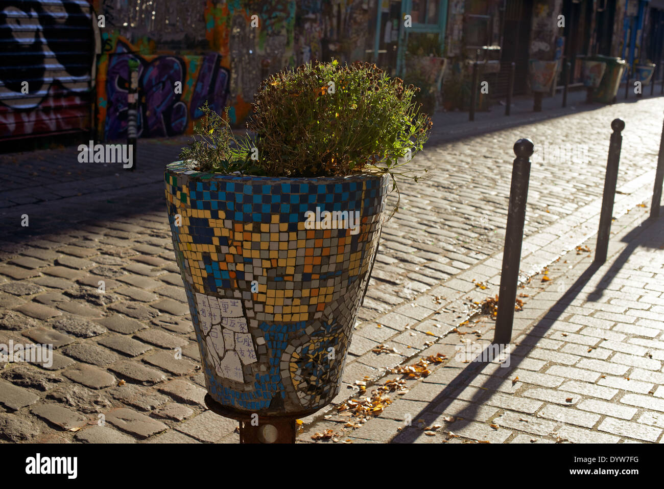 Happy residential street hi-res stock photography and images - Alamy