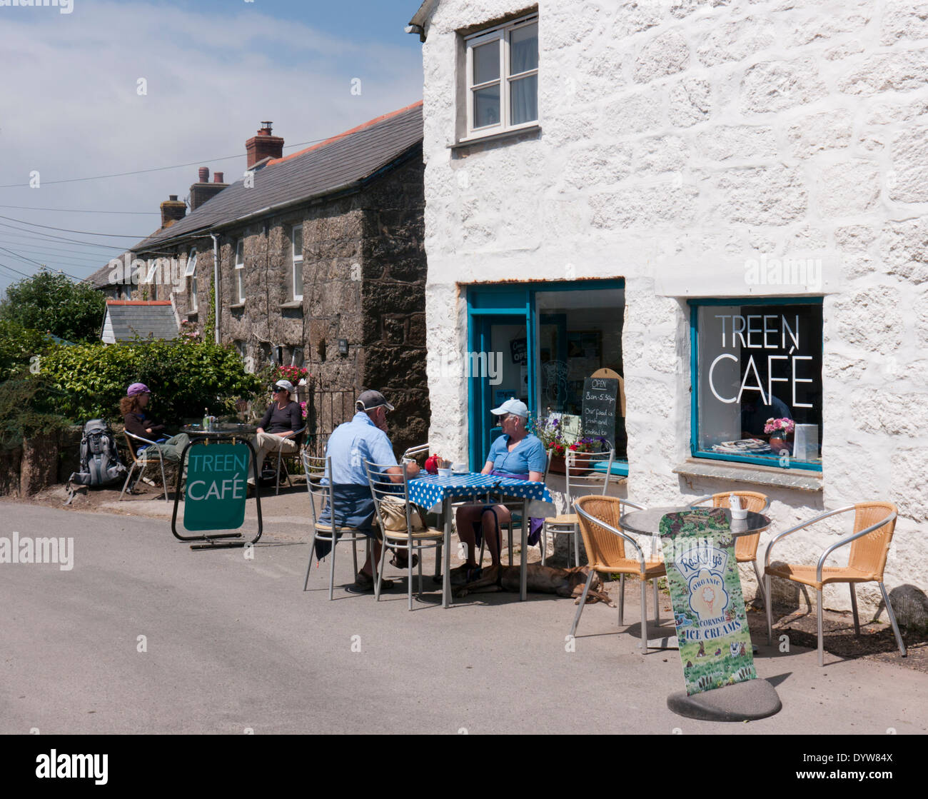Treen hi-res stock photography and images - Alamy