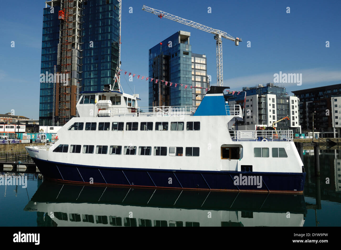 Construction boat hi-res stock photography and images - Alamy