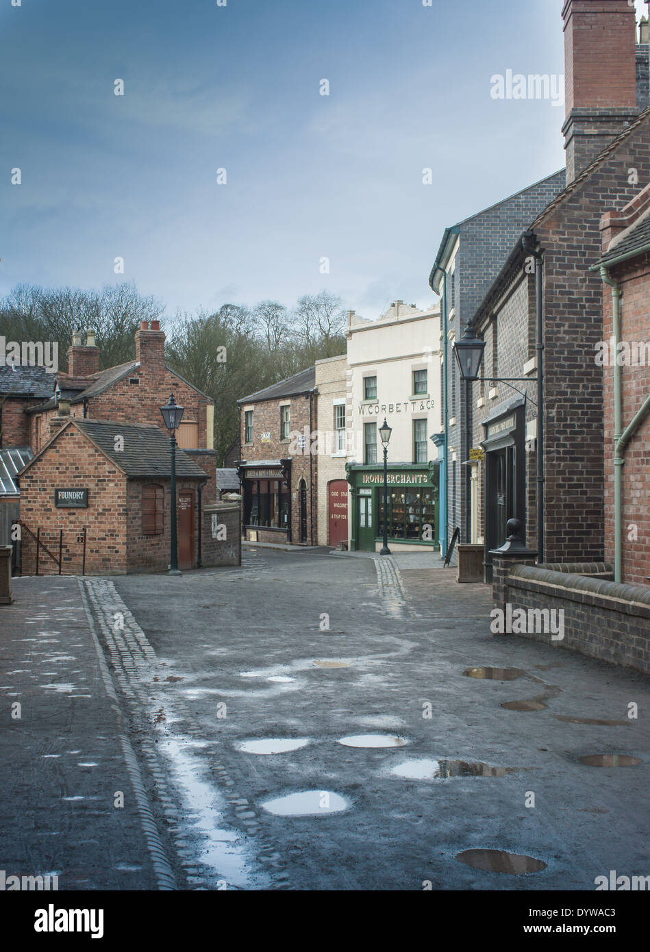 Victorian street hi-res stock photography and images - Alamy