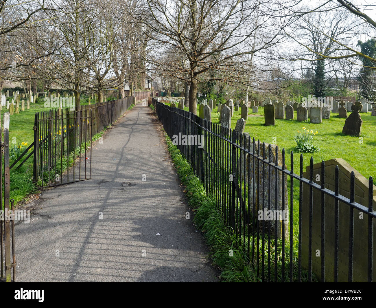 FAVERSHAM, KENT/UK - MARCH 29 : View of St Mary of Charity Church ...