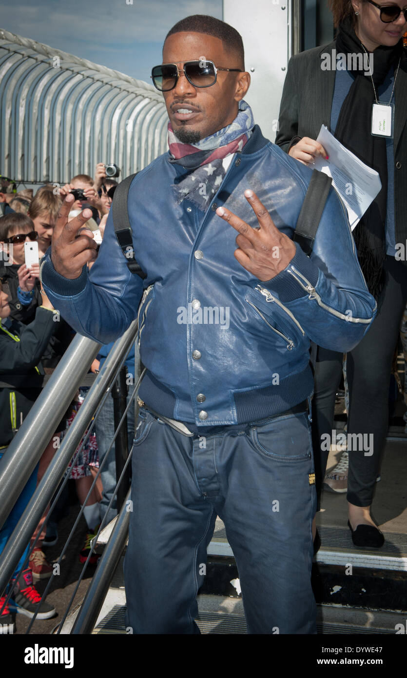 Manhattan, New York, USA. 25th Apr, 2014. JAMIE FOXX from ''Amazing ...