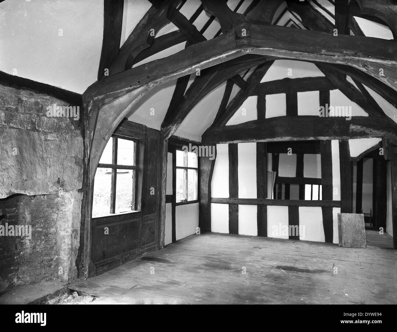 Restoring Old Hall Manor House at West Bromwich 1958 property ...