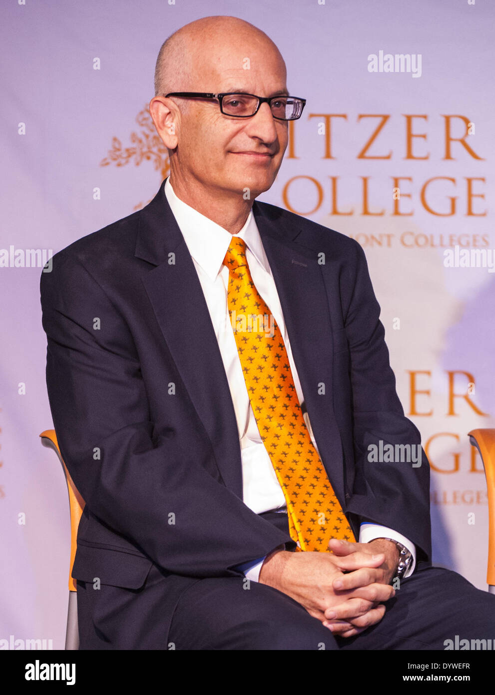 Fossil fuel divestment college hi-res stock photography and images - Alamy