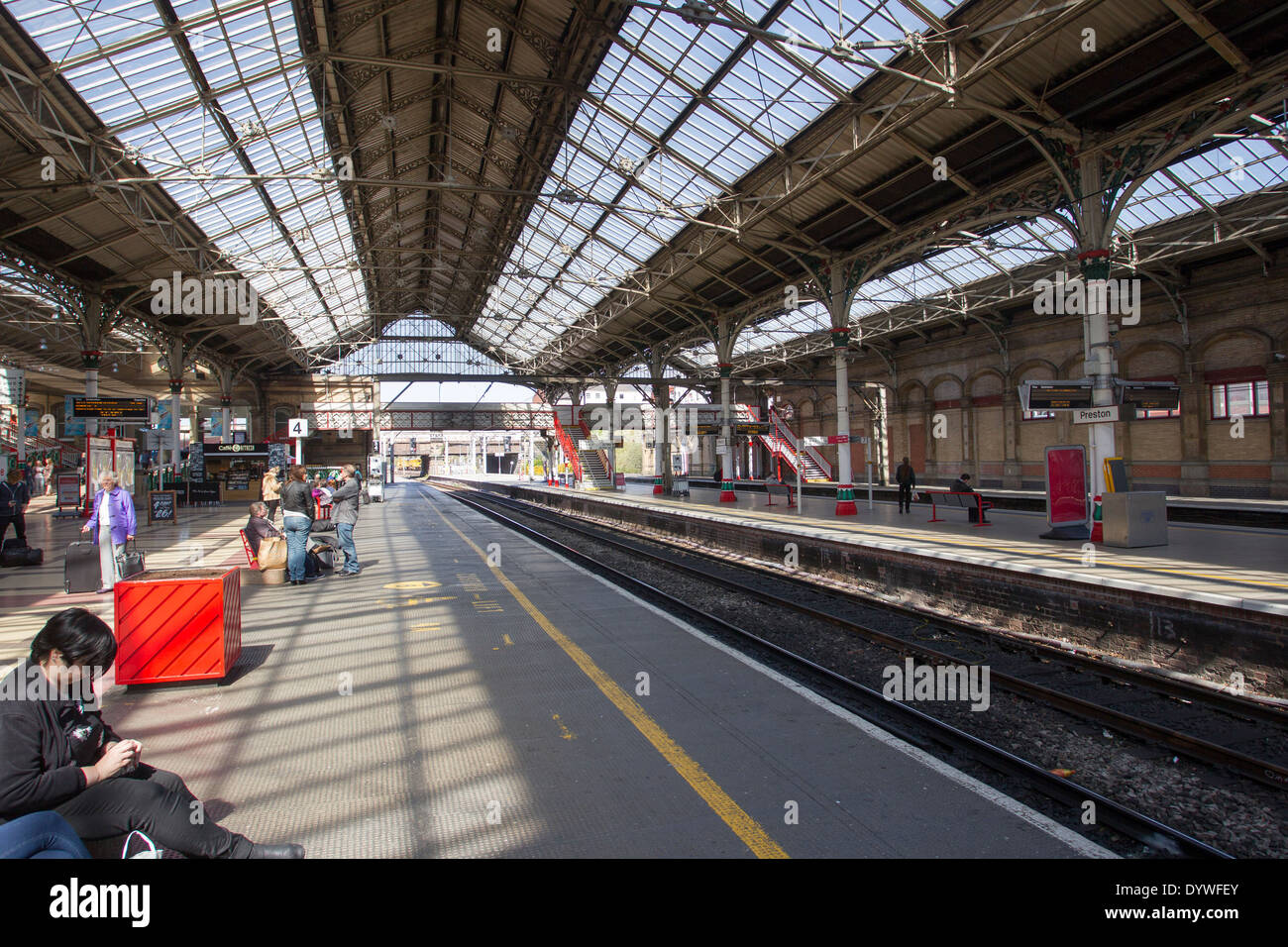 Preston Railway Station Stock Photo - Alamy