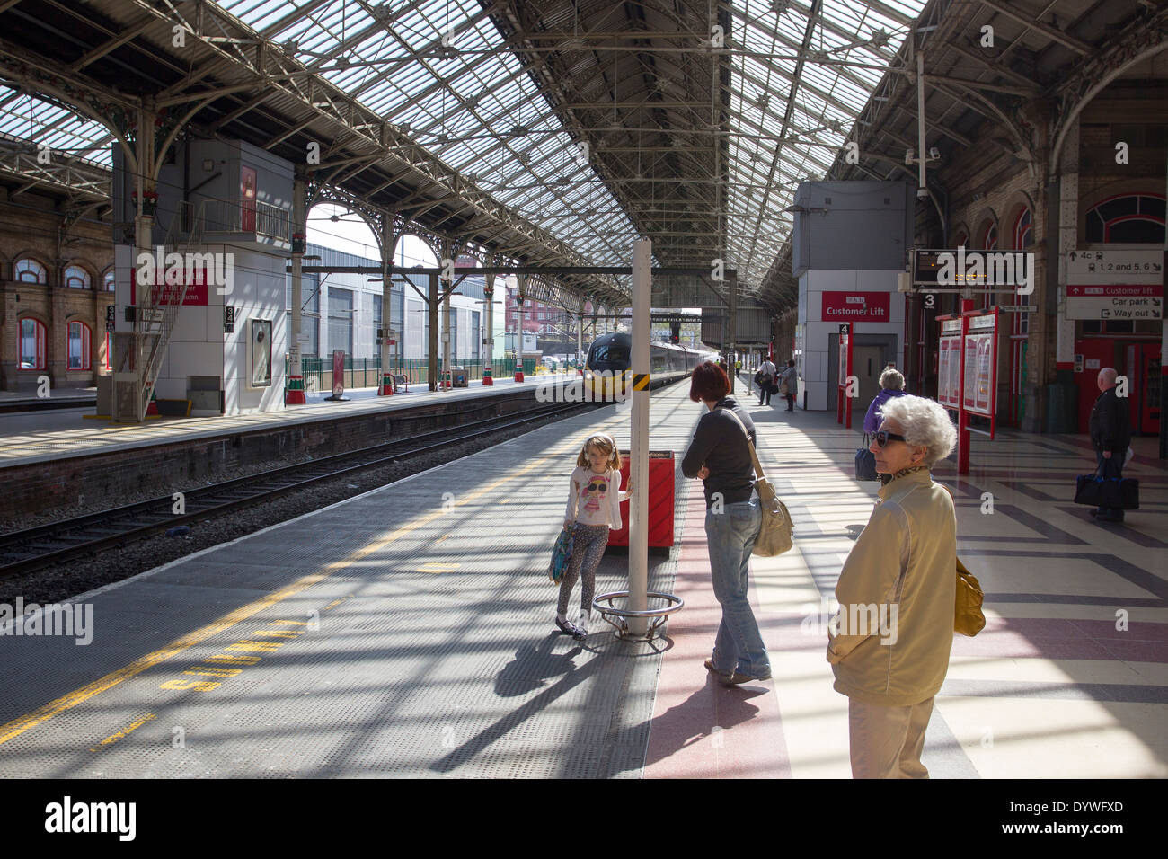 Preston Railway Station Stock Photo - Alamy